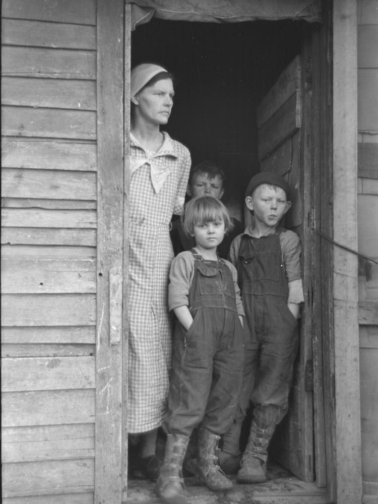 Mrs, Frank Moody With Two Of Her Seven Children On Their Eighty Acre ...