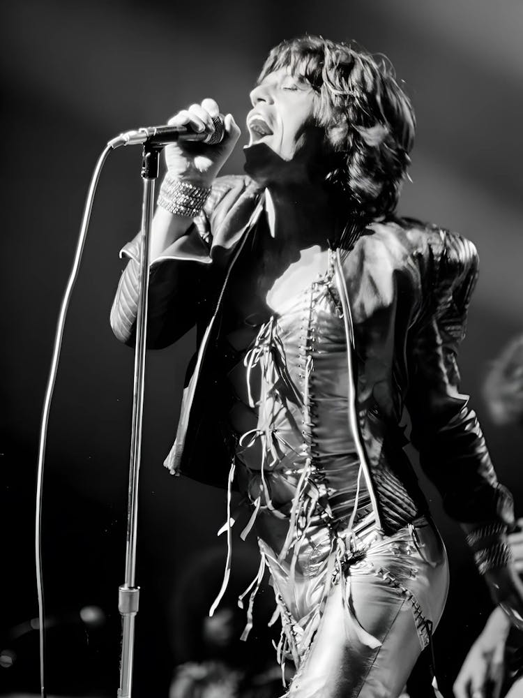 Rolling Stones Mick Jagger 7 Art Print by Randonopaz – Fy!